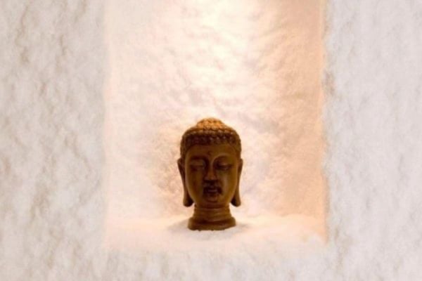 What Happens in a Salt Cave Therapy Session | Blog